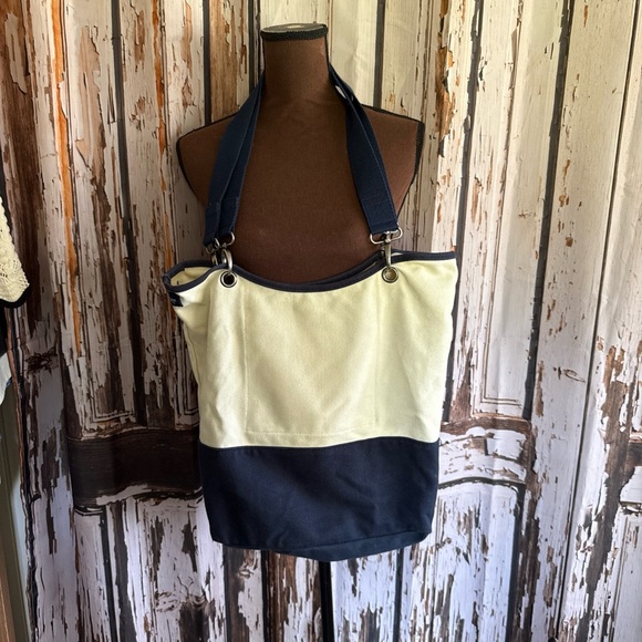 thirty-one | Bags | Thirty One Twotone Canvas Tote Bag | Poshmark
